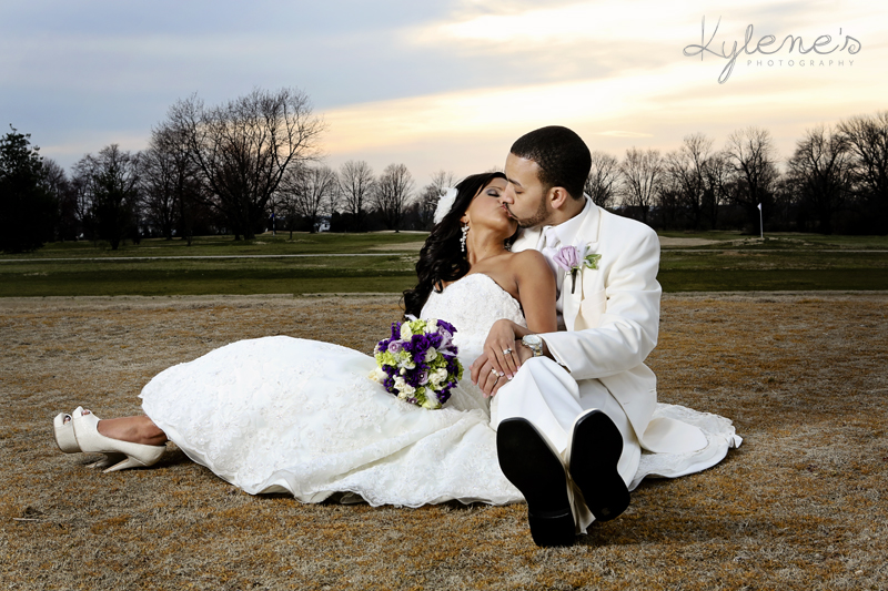 Vanessa and Aaron sneak peek:-) | Kylene's Photography